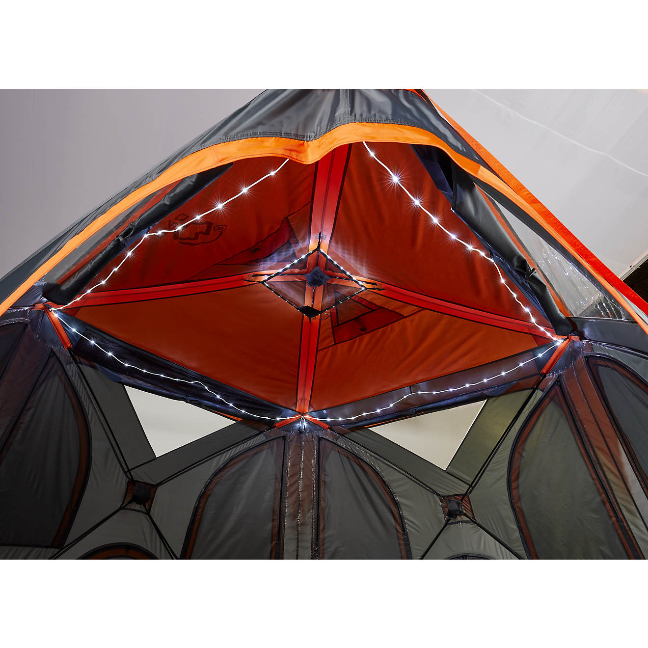 Rent Magellan Outdoors Pro SwiftRise 4-Person Hub Tent in Tulsa, OK