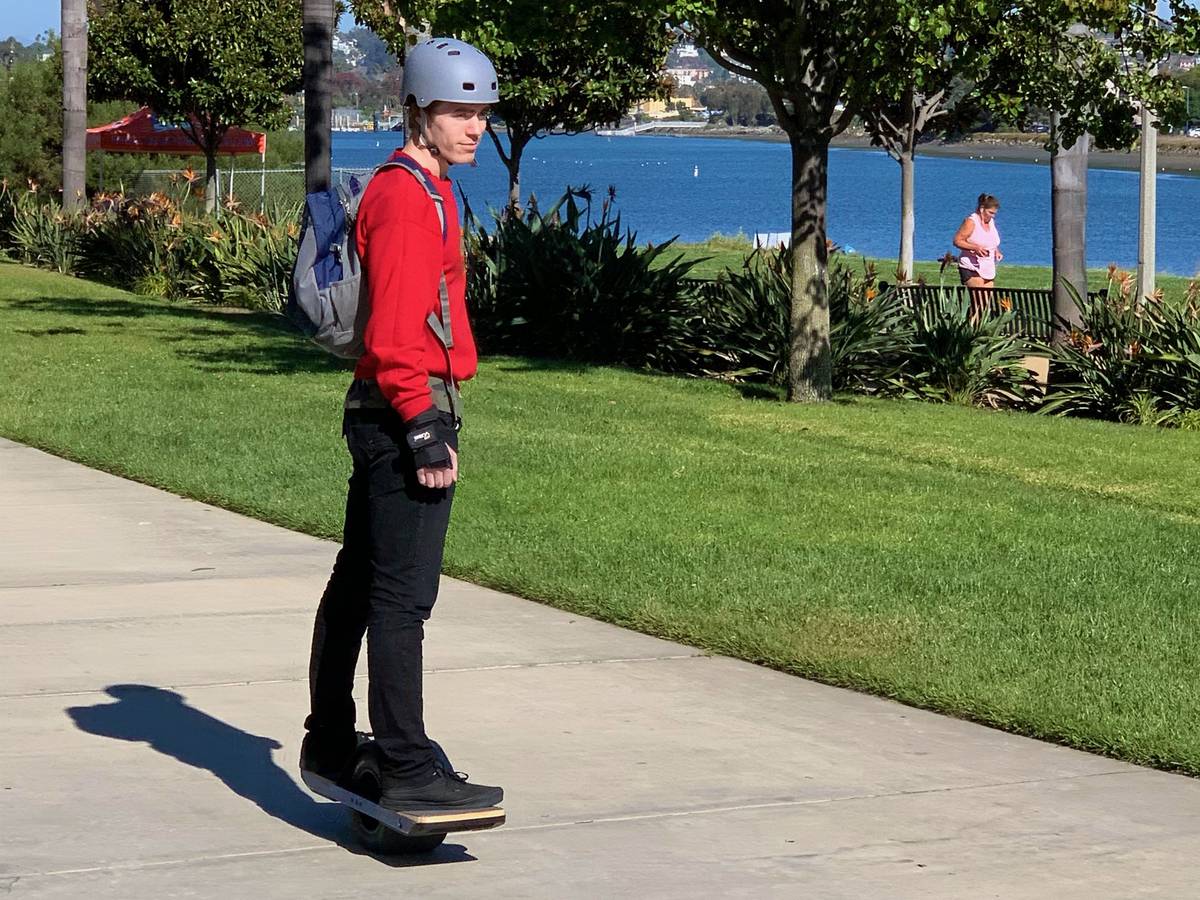 Rent Onewheel + XR Electric Hoverboard/Skateboard in San Diego, CA ...