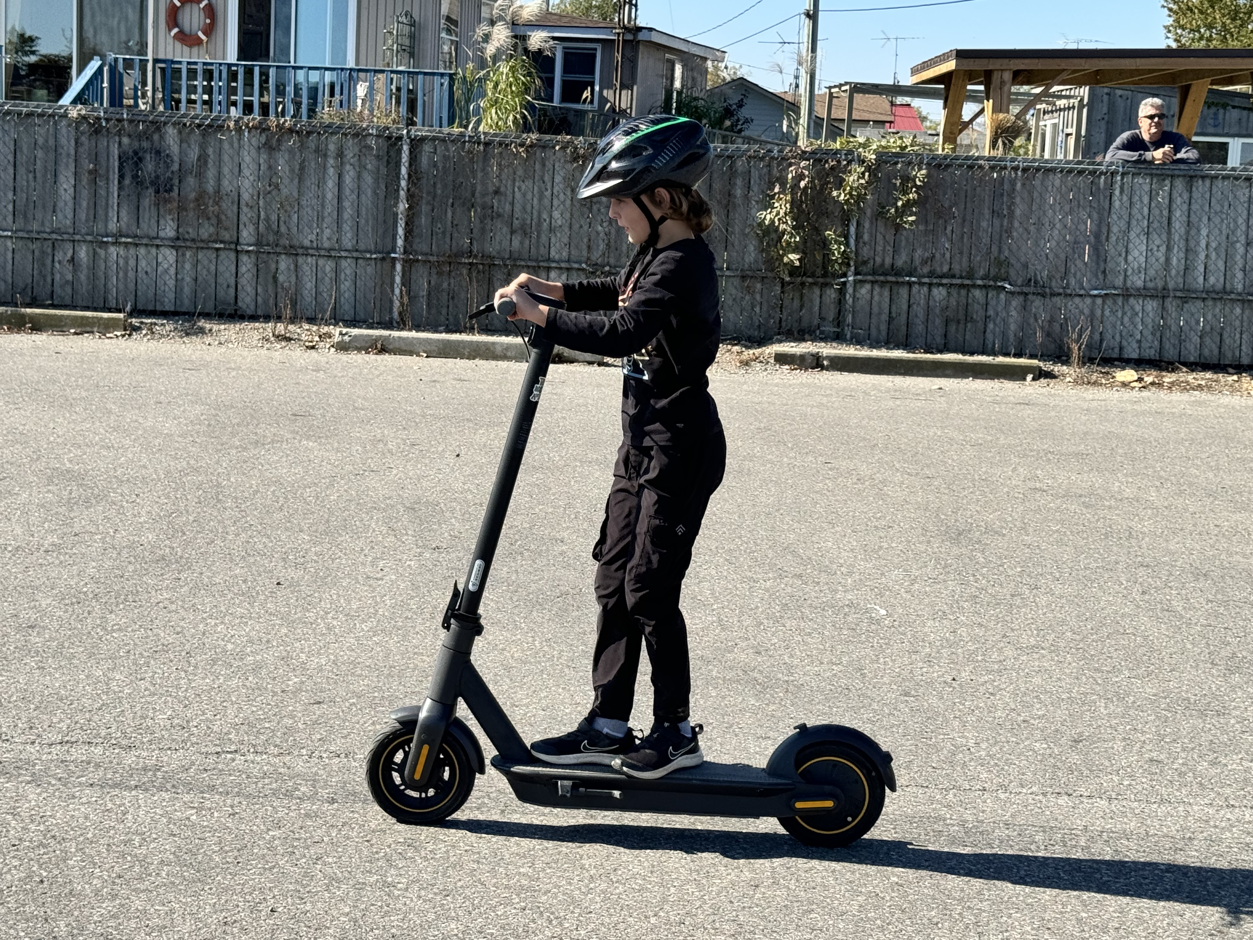 Rent Segway Ninebot G30P Max in Erieau, ON
