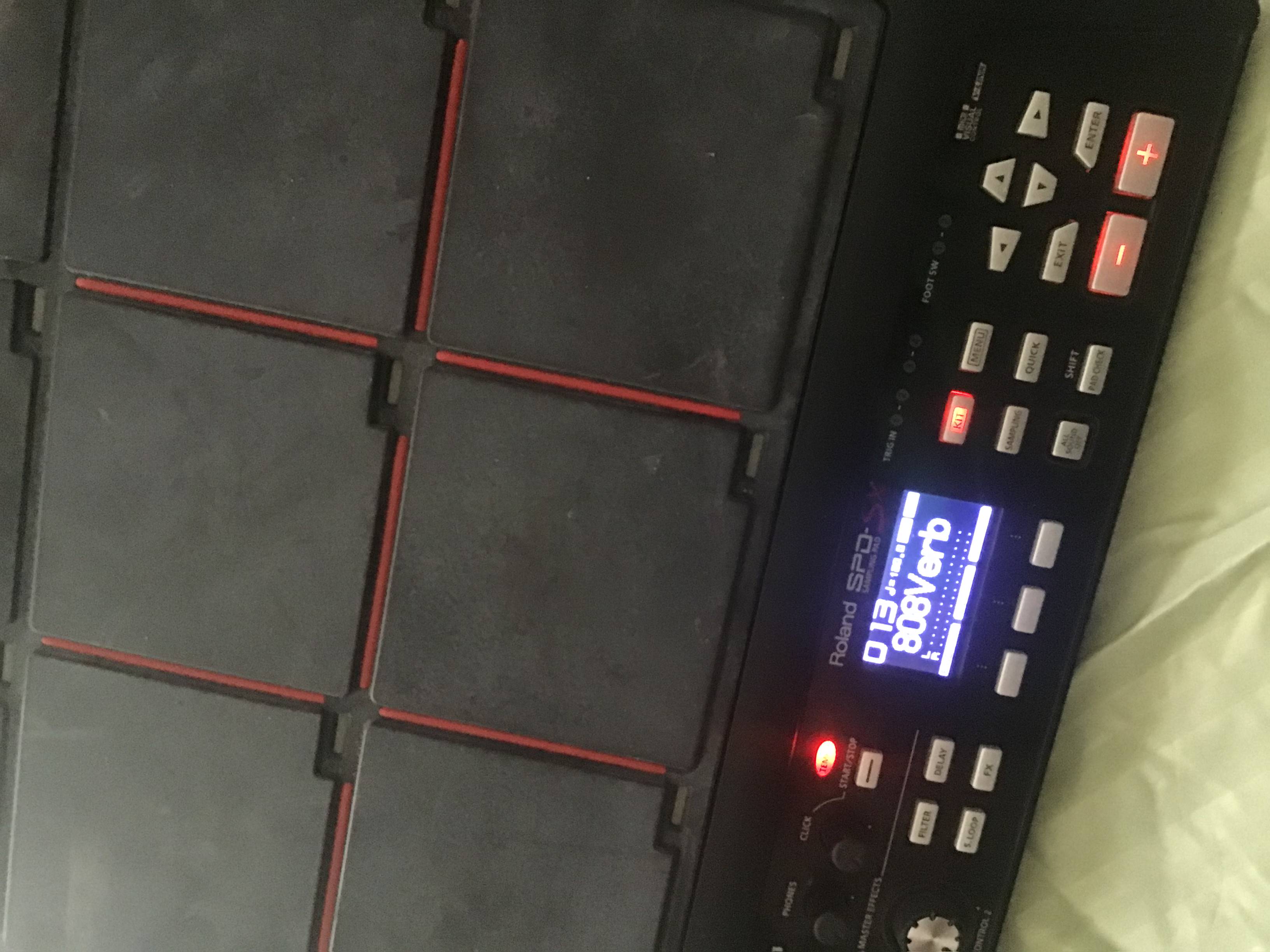 Rent Roland Spd-SX - Drum Pad Sampler Machine in Los Angeles, CA